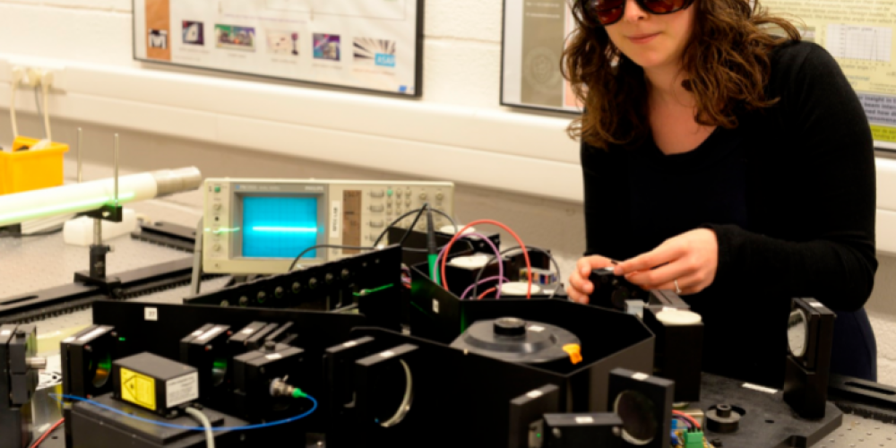 Lien Smeesters VUB B-PHOT wint BiR&D Award Science & Technol | Vrije ... Lien Smeesters VUB B-PHOT wint BiR&D Award Science & Technol | Vrije ...